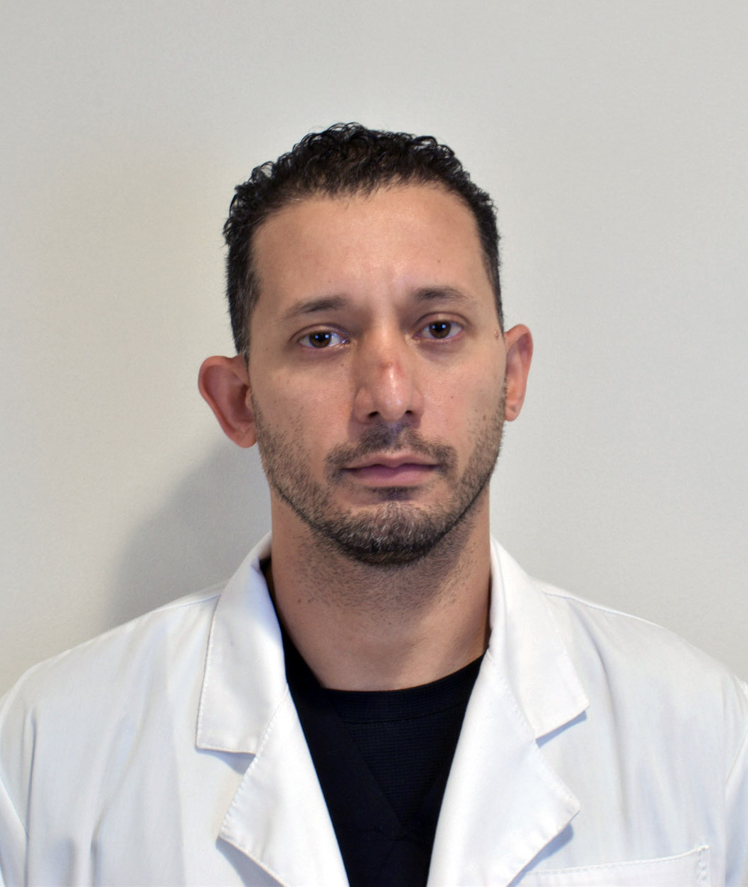 LUIS VELIZ LEZAMA - Clínica Andes Salud Chillán