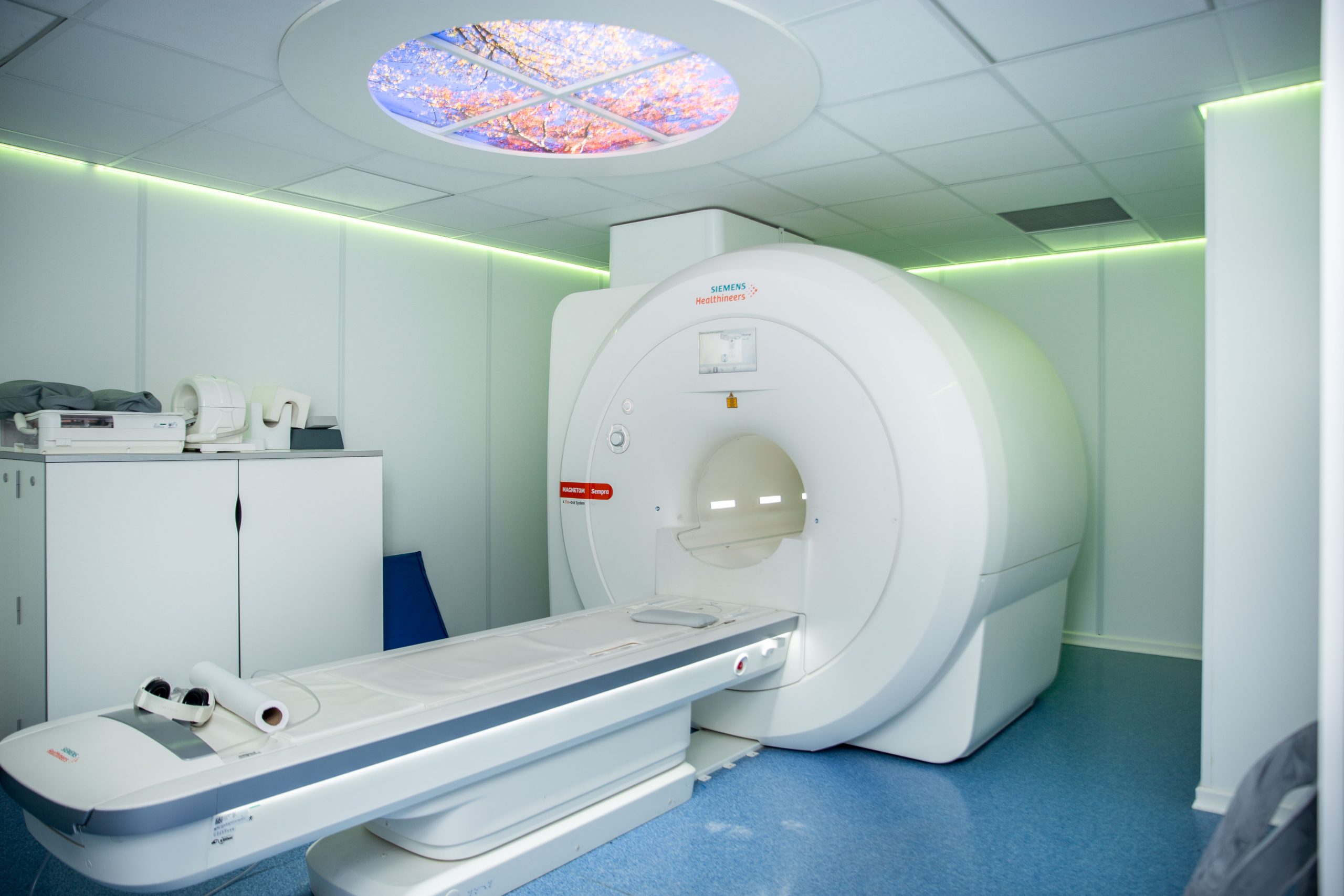 ¿Qué es una resonancia magnética y cómo me preparo? - Clínica Andes ...